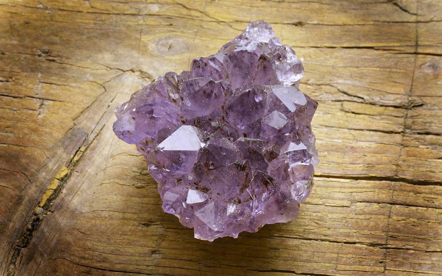 gems-bg – DigForGems.com (Ocean View Mine , Pala Chief Mine, Miner's Inn)